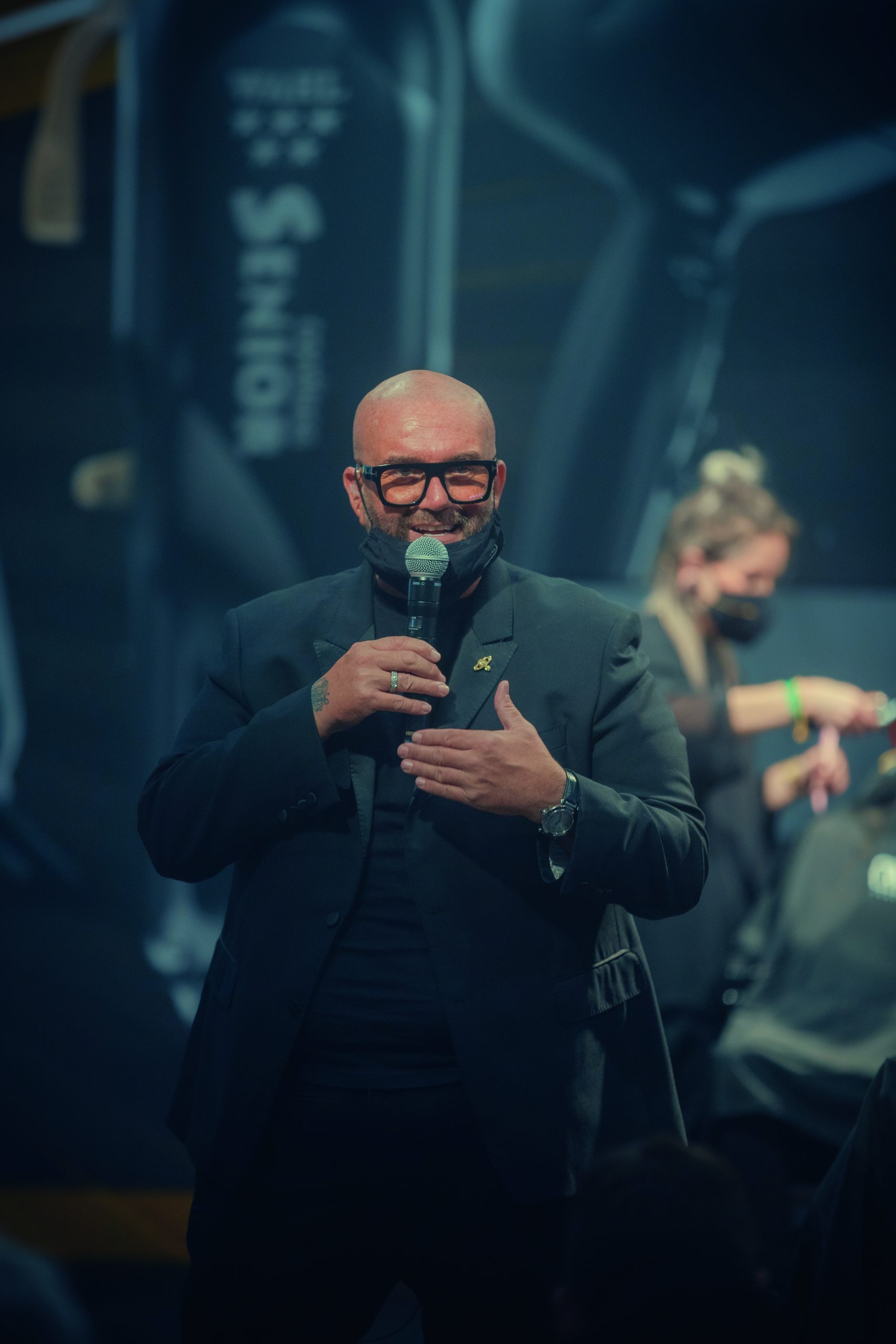 WIN SIMON SHAW FOR A DAY - BarberEVO Magazine